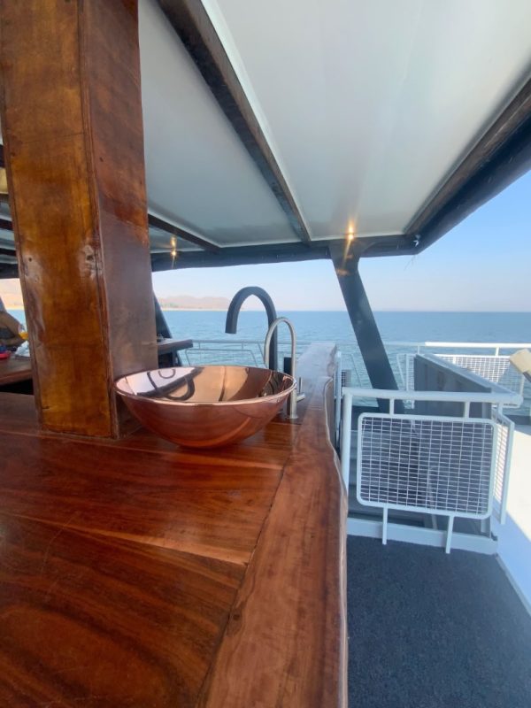 Zambuka - Houseboats on Kariba